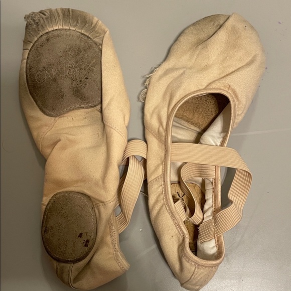 Shoes | Well Worn Stinky Ballet Capezio Flats | Poshmark